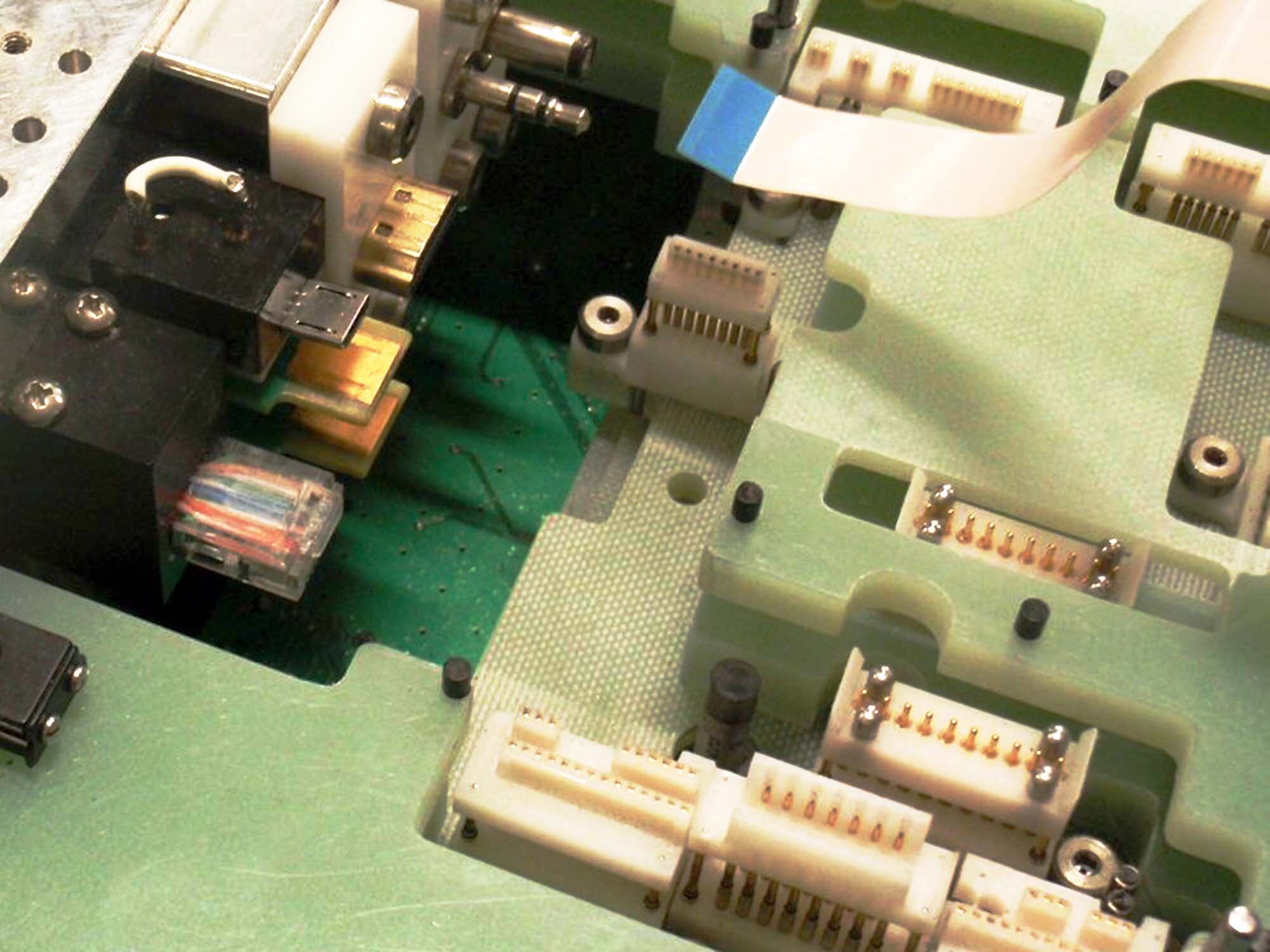 CPU Board Probing - Test Head Engineering, LLC